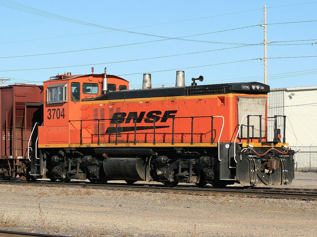 BNSF 3704